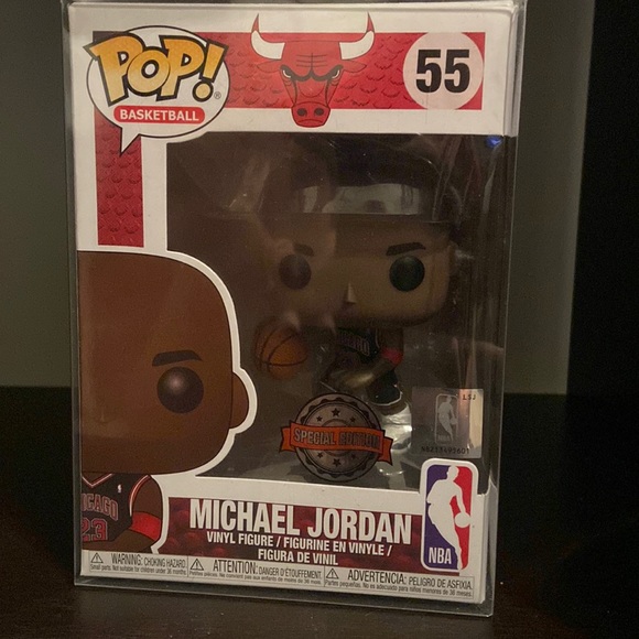 NBA | Other | Special Edition Chicago Bulls Michael Jordan Collectible ...